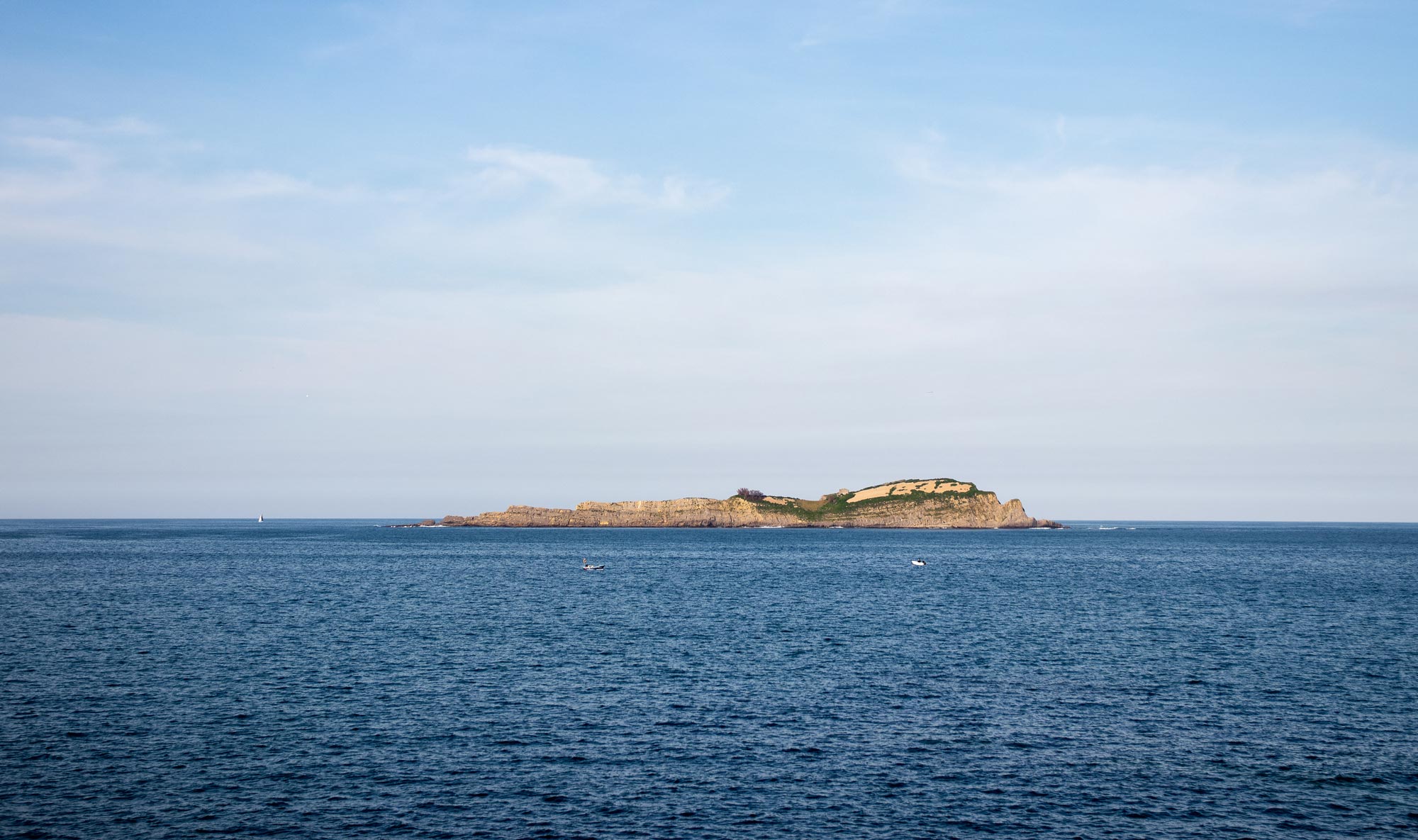 A Izaro a hacer snorkel • Urdaibai BOAT